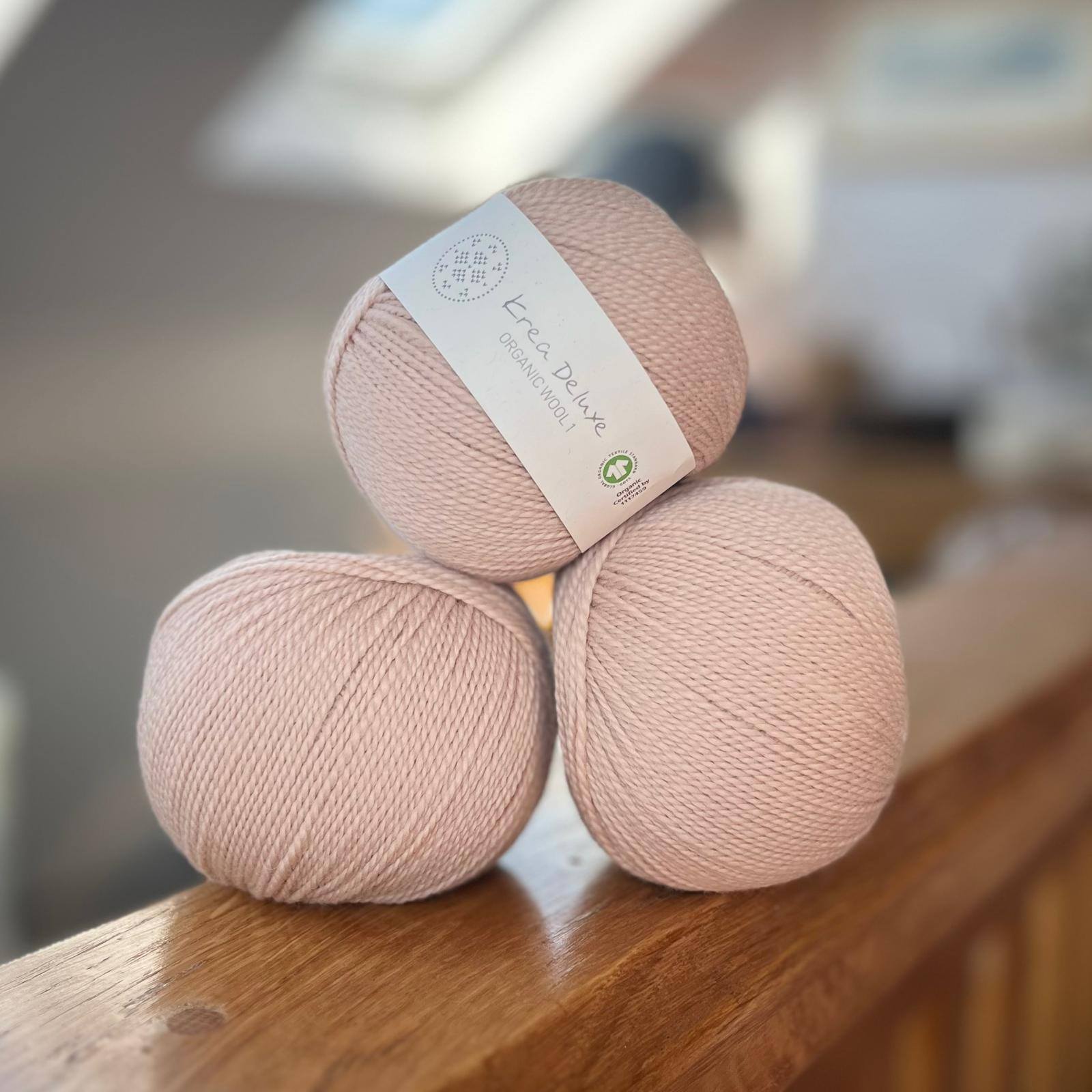 Krea Deluxe Organic Wool 1 - Fingering weight – Great British Yarns